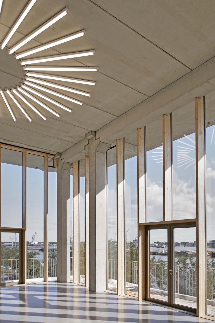 bij dedato schijnt altijd de zon - dedato